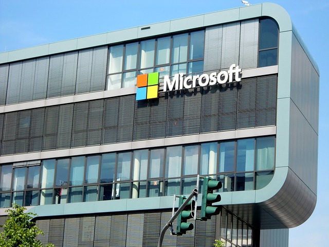 Is it advisable to invest in Microsoft? – The Market Mover